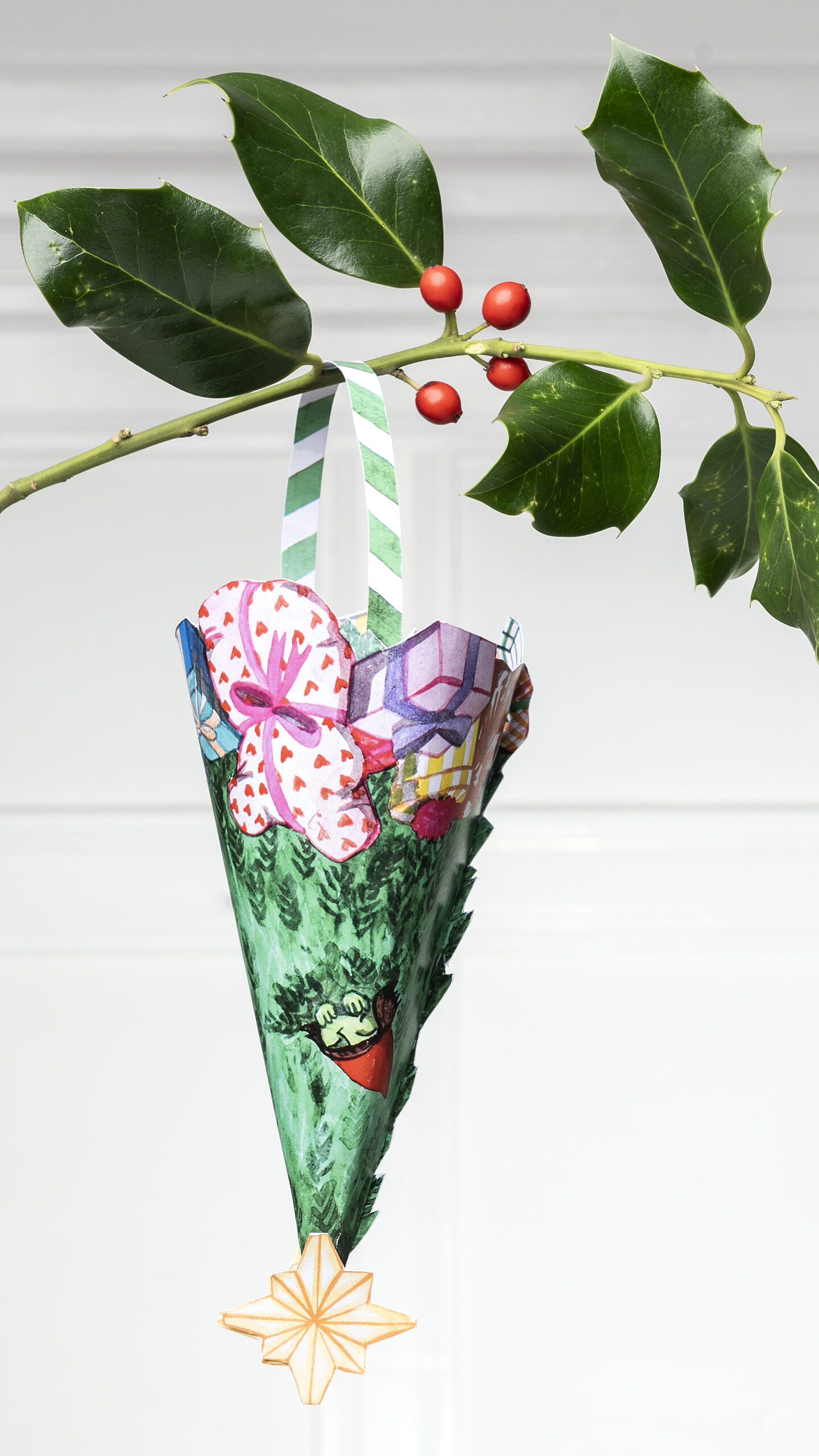 Klip selv julepynt af Ida Noack - SOS Børnebyerne